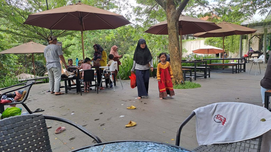 Paradesa Park, Menikmati Ciliwung dari Sisi yang Lain - Lantang.ID ...